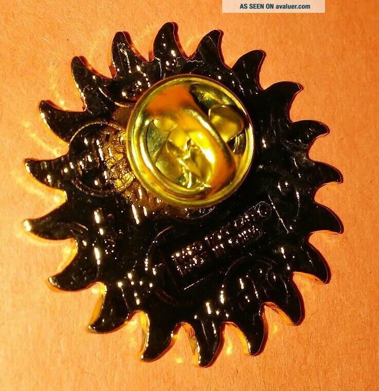 HARD ROCK CAFE HRC COLLECTIBLE PIN AUTHENTIC RARE 3V | #8201420