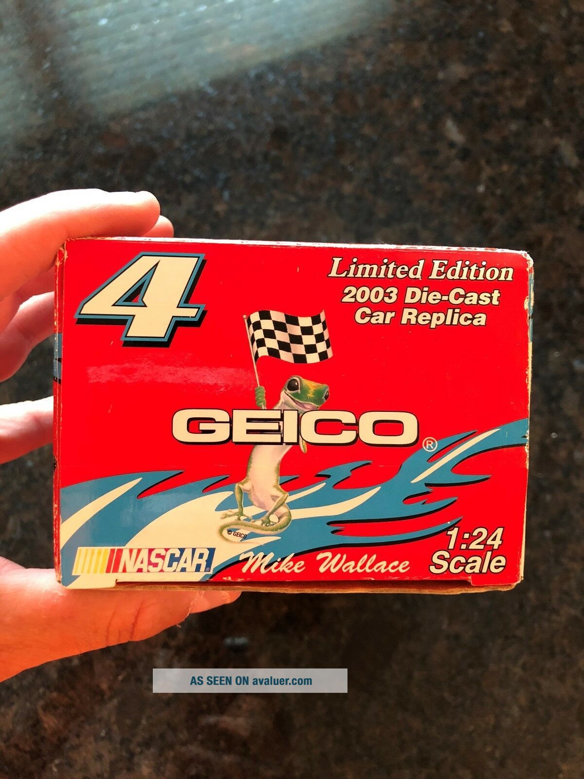 NASCAR 1/24 Autographed Auto Diecast RARE Mike Wallace 2003 Geico ...