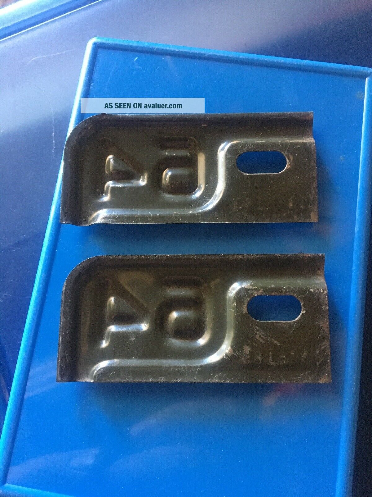 1964 STATE OF MICHIGAN VINTAGE RARE METAL LICENSE PLATE TABS | #8377786