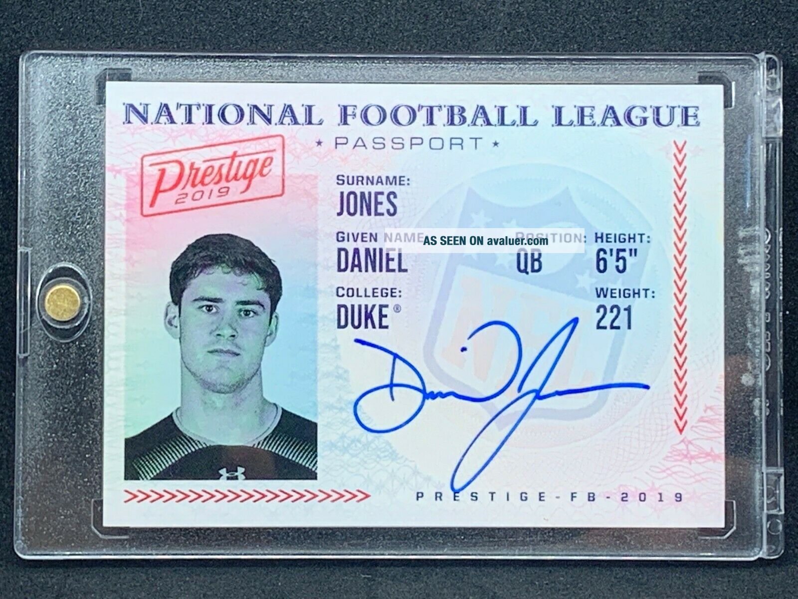 2019 Prestige Football Daniel Jones NFL PASSPORT ON CARD AUTO RARE ...