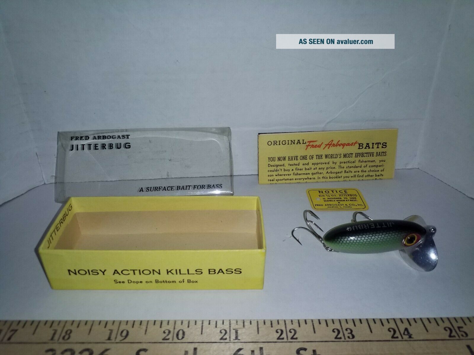 Vintage Fishing Lures Fred Arbogast Jitterbug Rare Color | #8452291