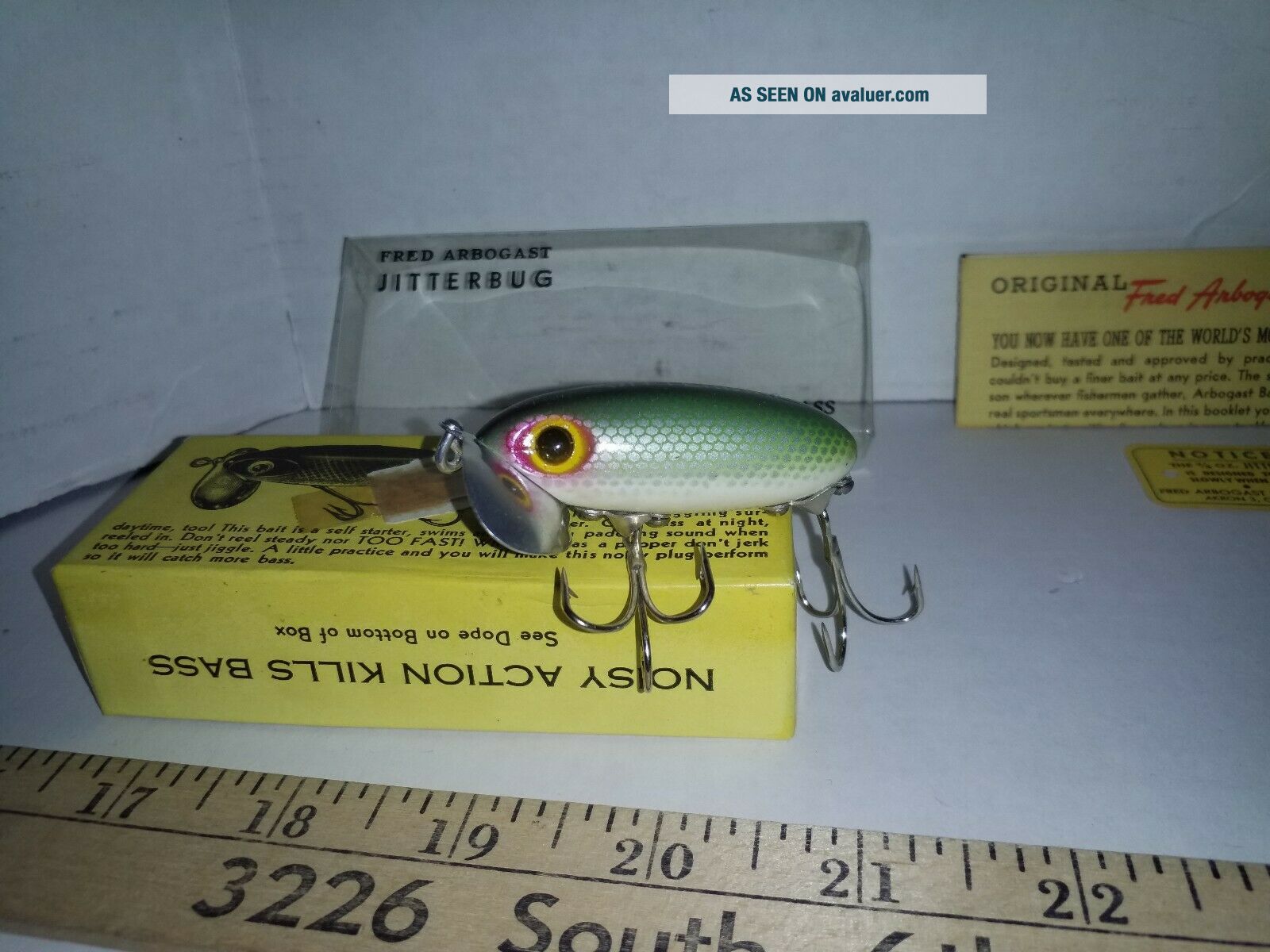 Vintage Fishing Lures Fred Arbogast Jitterbug Rare Color | #8452291