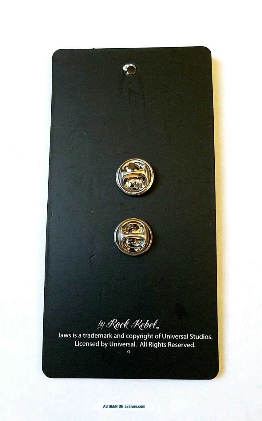 RARE GLOW IN THE DARK JAWS METAL PIN - STEVEN SPIELBERG ENAMEL HORROR ...