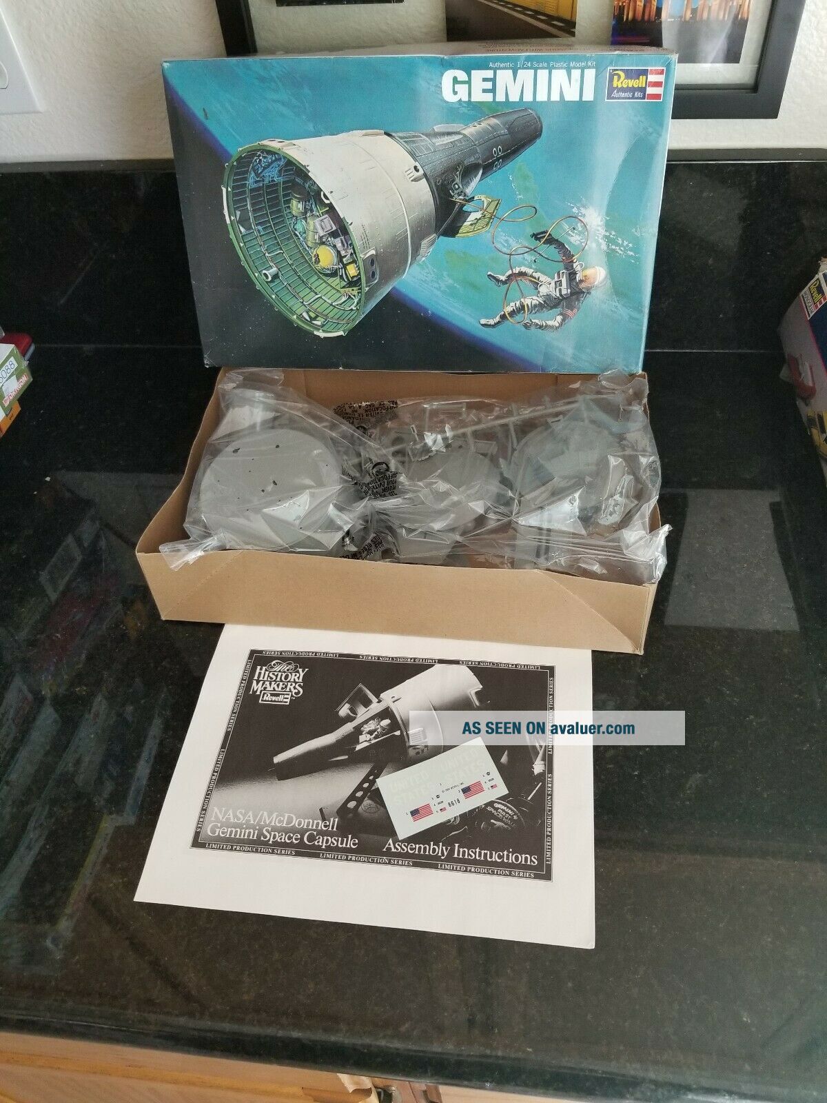 REVELL GEMINI CAPSULE SPACE SHIP 1/24 SCALE MODEL KIT | #8704863