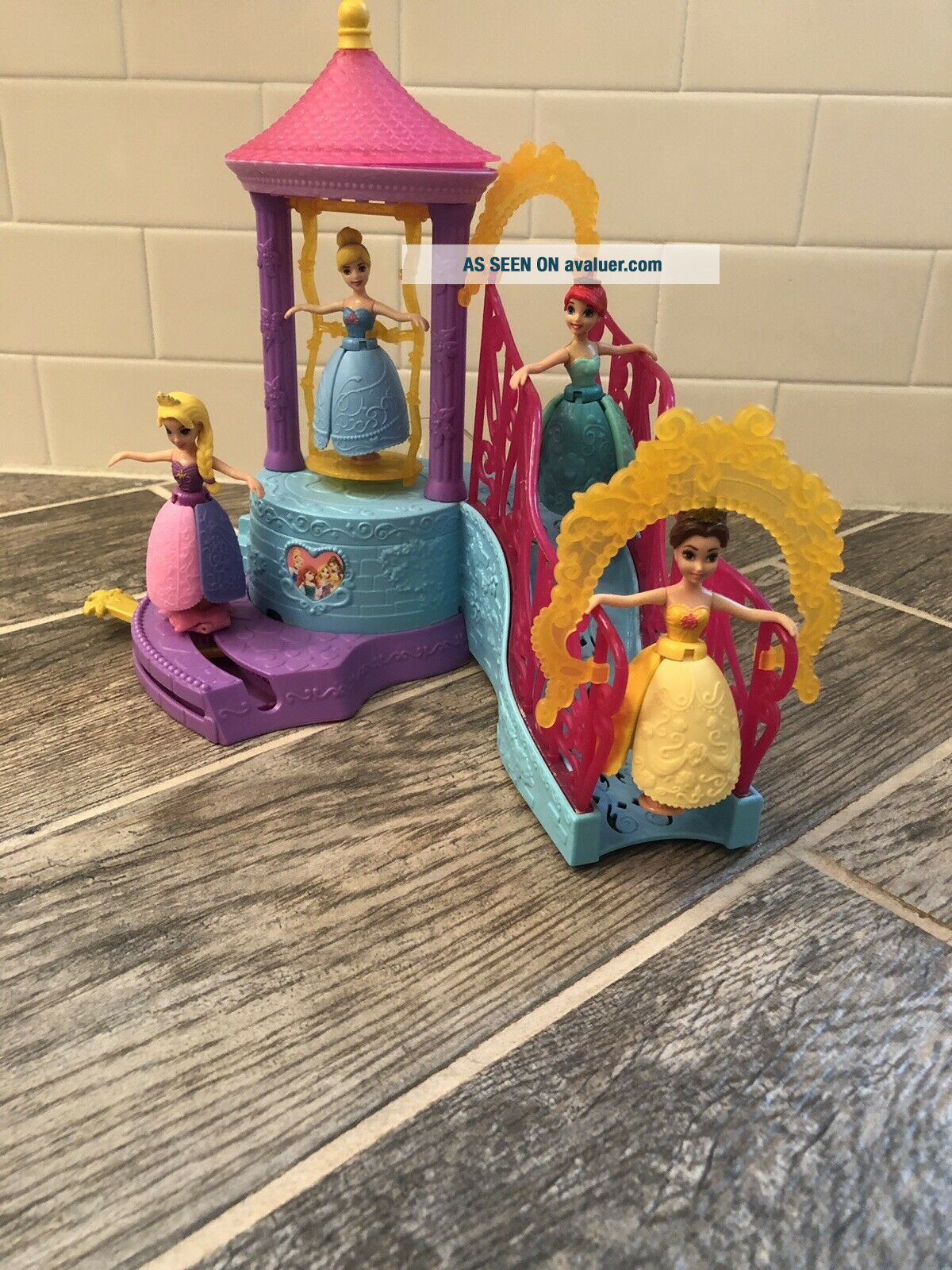 Disney Princess Water Palace Bath Playset With 4 Princess Petal Float ...