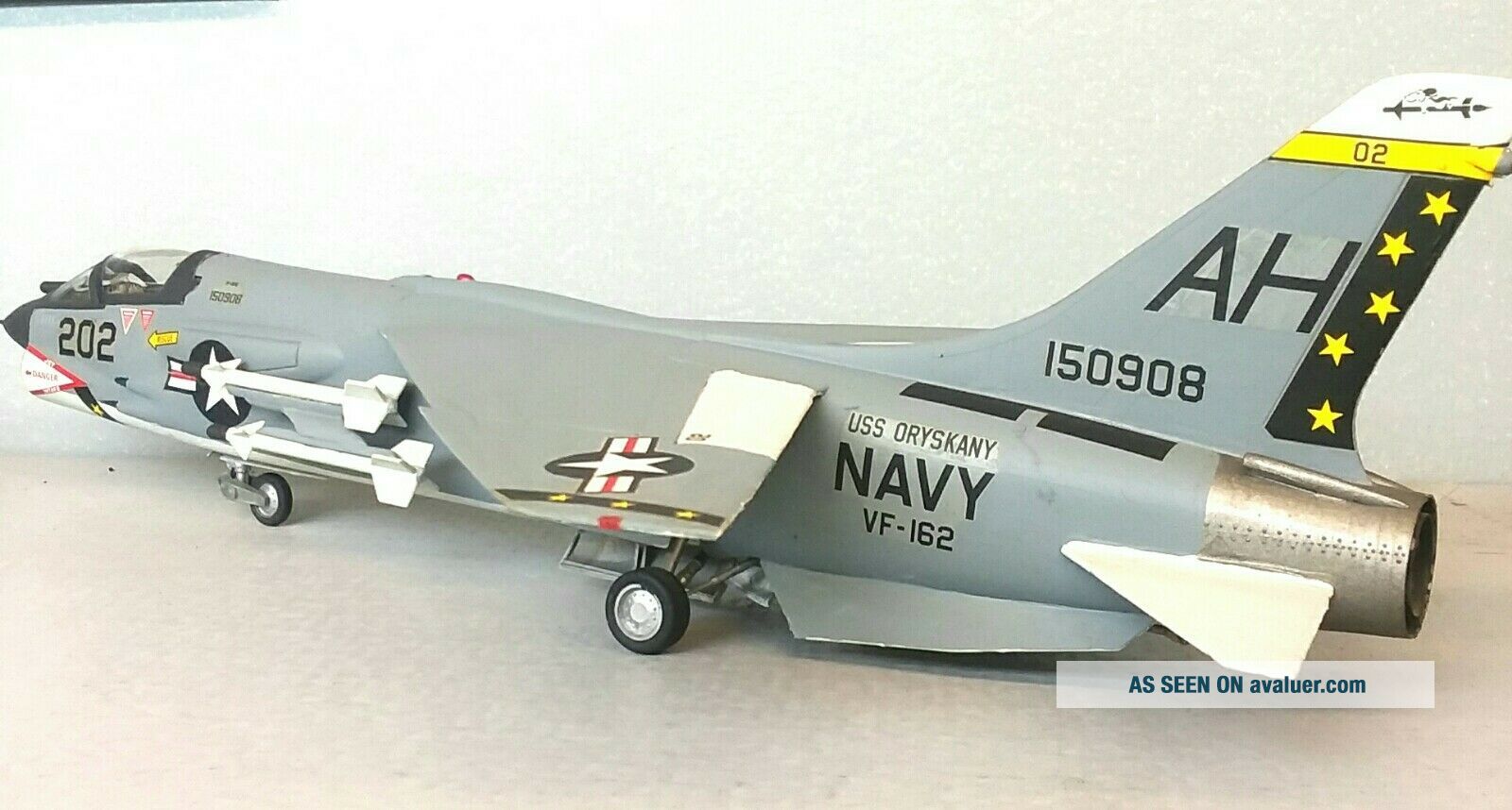1:48 Scale Built Plastic Model Airplane Vaught Carrier F80 Crusader ...
