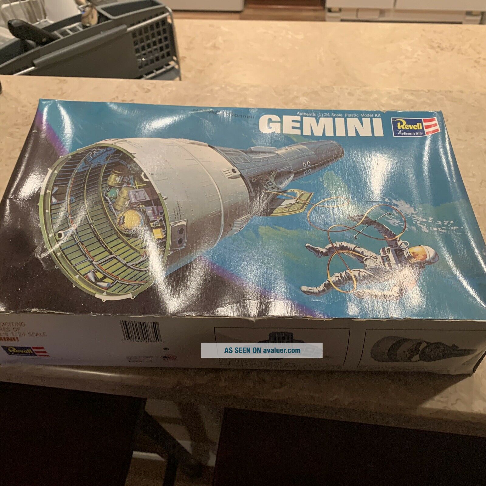 Revell 1/24 Scale Gemini Capsule | #8766438