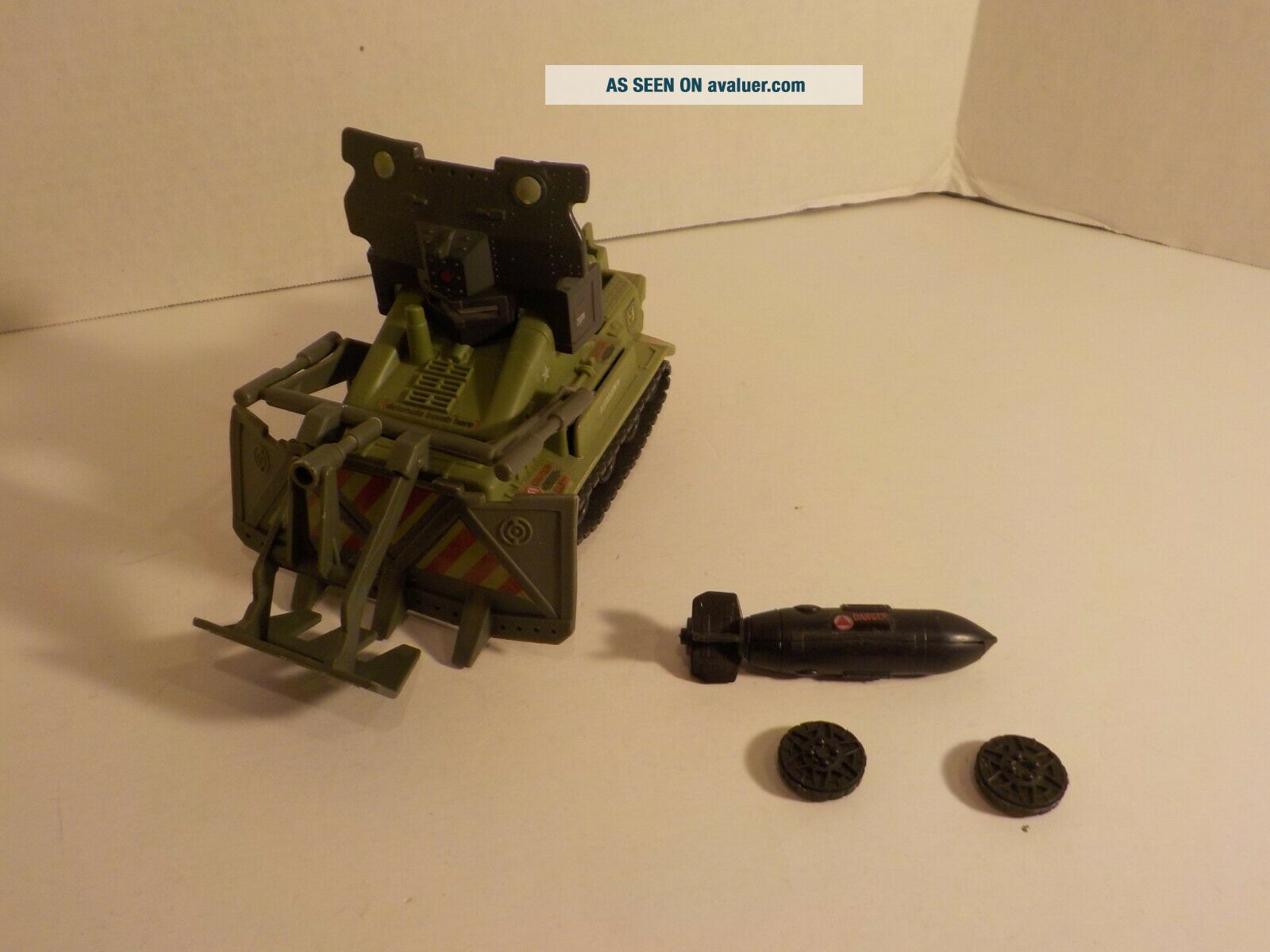 GI Joe 1985 BOMB DISPOSAL Vehicle V1 100 Complete W BOX | #8770170