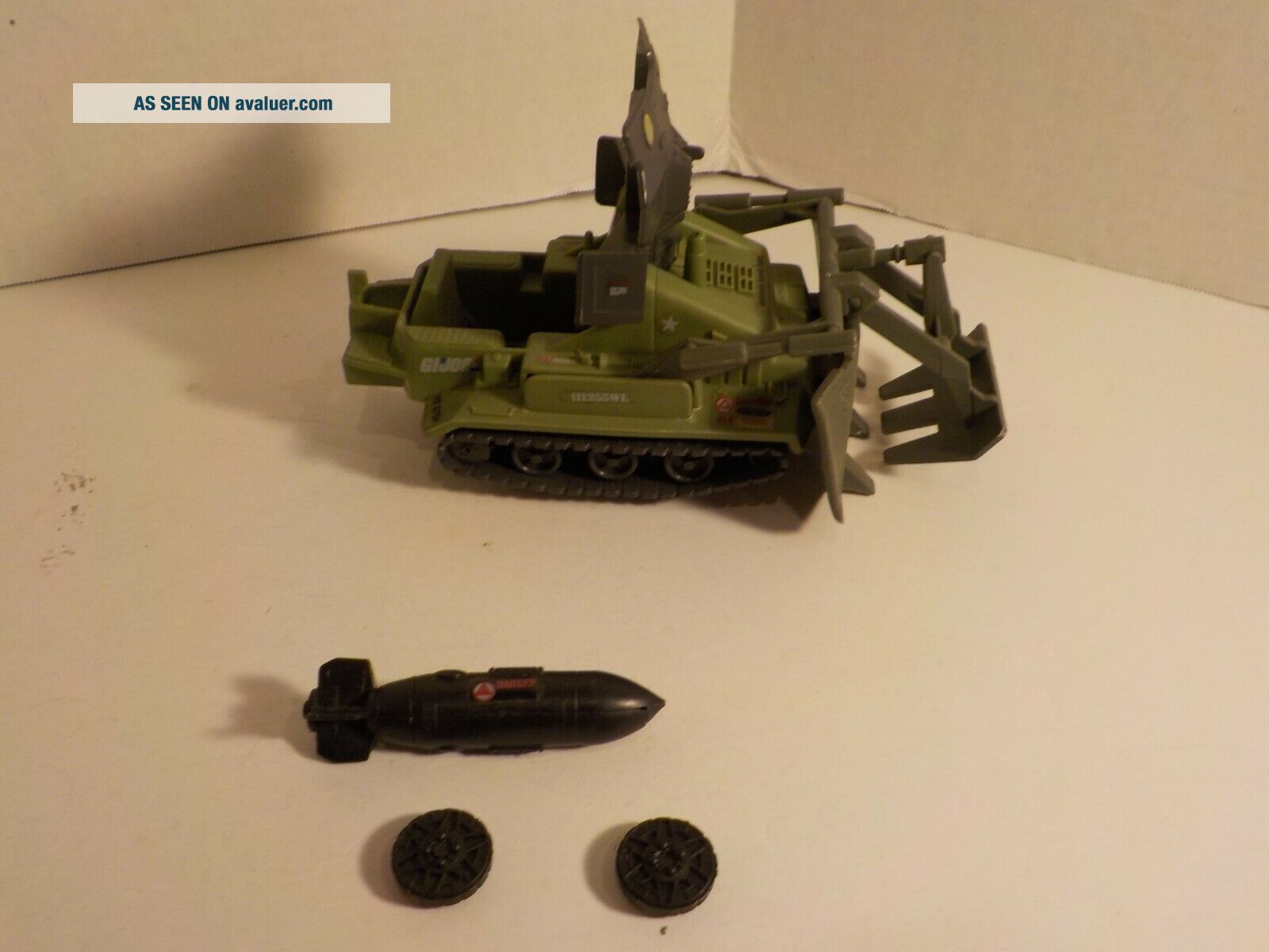 GI Joe 1985 BOMB DISPOSAL Vehicle V1 100 Complete W BOX | #8770170