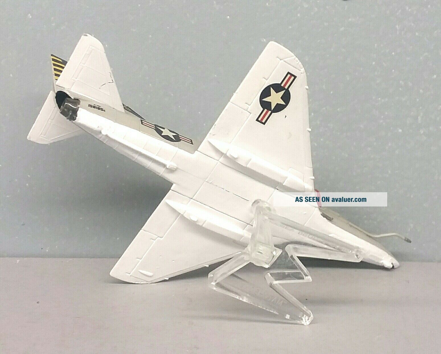 1:72 Scale Built Plastic Model Airplane Douglas A4 Skyhawk USMC W Stand ...