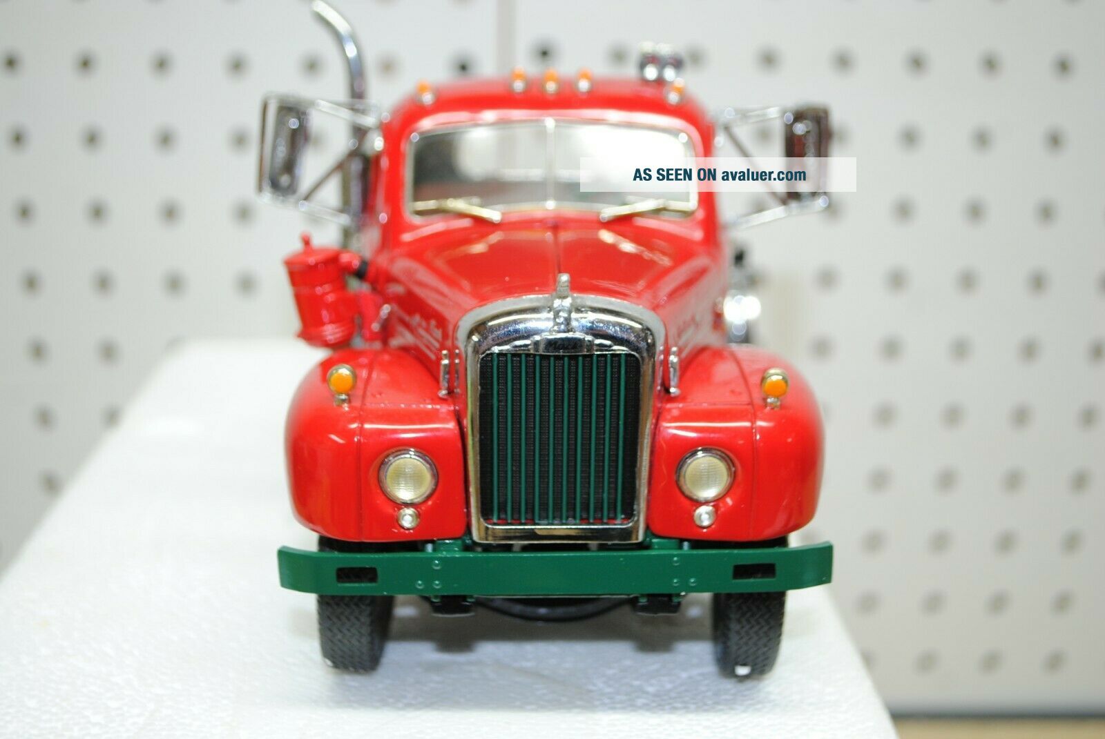 1/25 First Gear 1960 Mack Model B - 61st Tractor Truck - Museum Edition ...