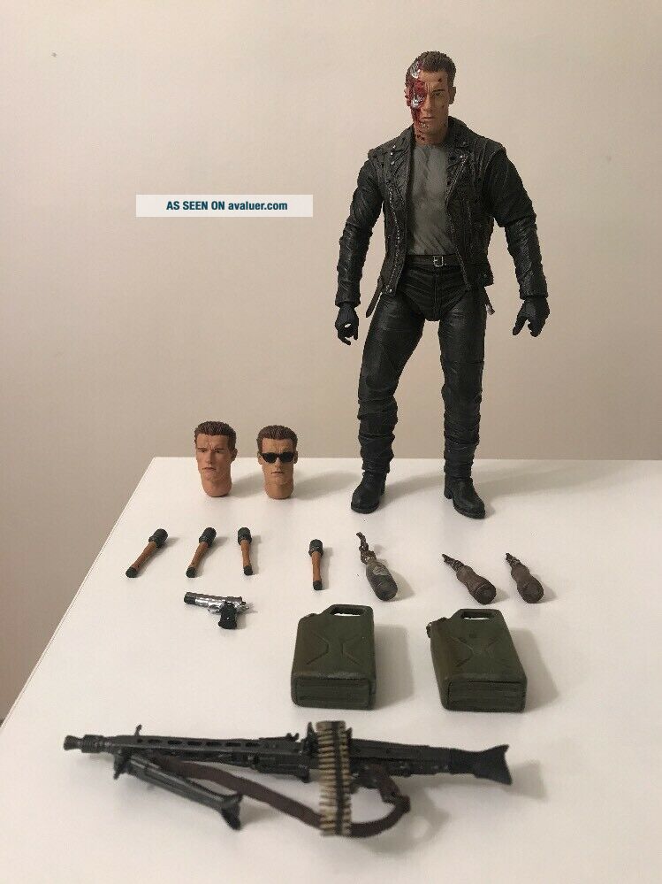 NECA Terminator 2 T 800 With Accessories | #8961836