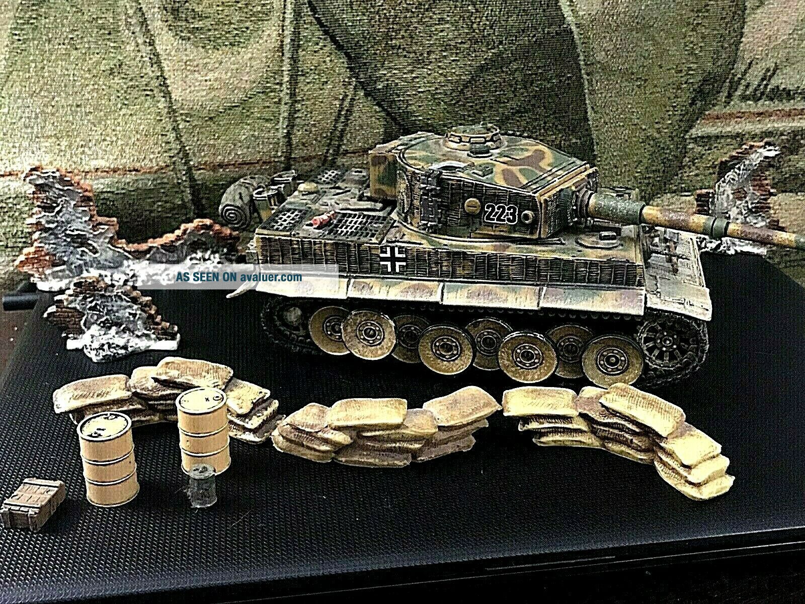 Unimax Forces Of Valor WW2 German Tiger Tank 223 1:32 Scale With Acc ...