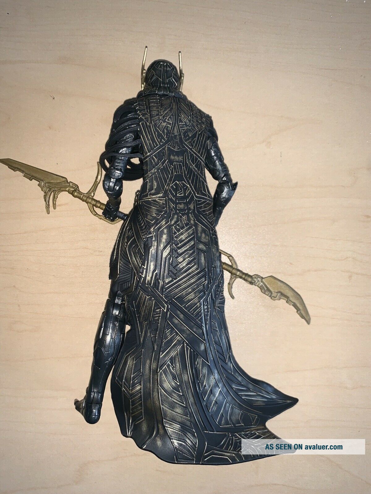 The Black Order Marvel Legends Avengers Infinity War Corvus Glaive ...