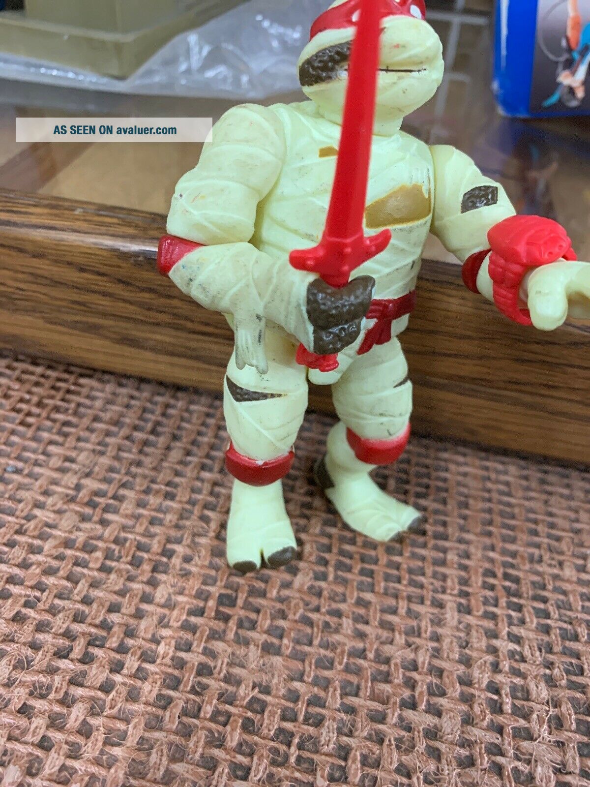 1993 Teenage Mutant Ninja Turtles Raphael The Mummy W/ Sword Glow N ...