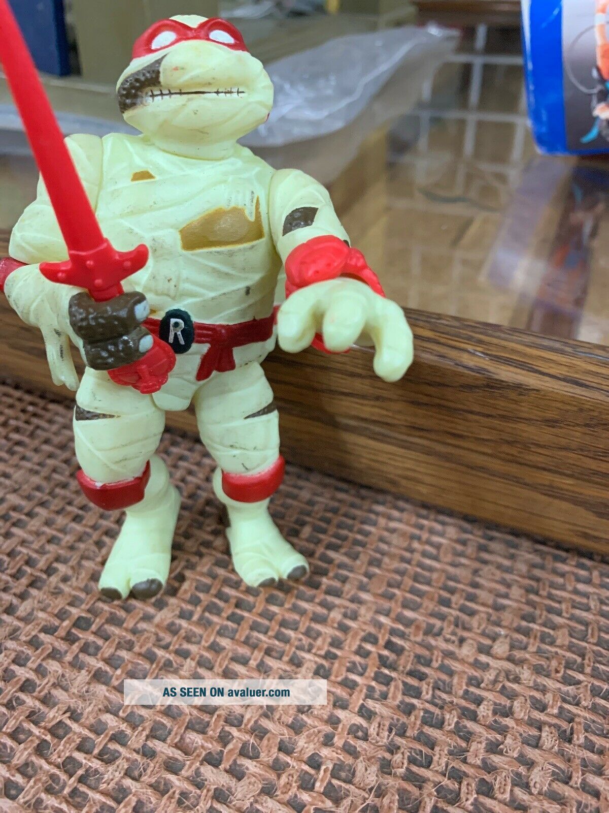 1993 Teenage Mutant Ninja Turtles Raphael The Mummy W/ Sword Glow N ...