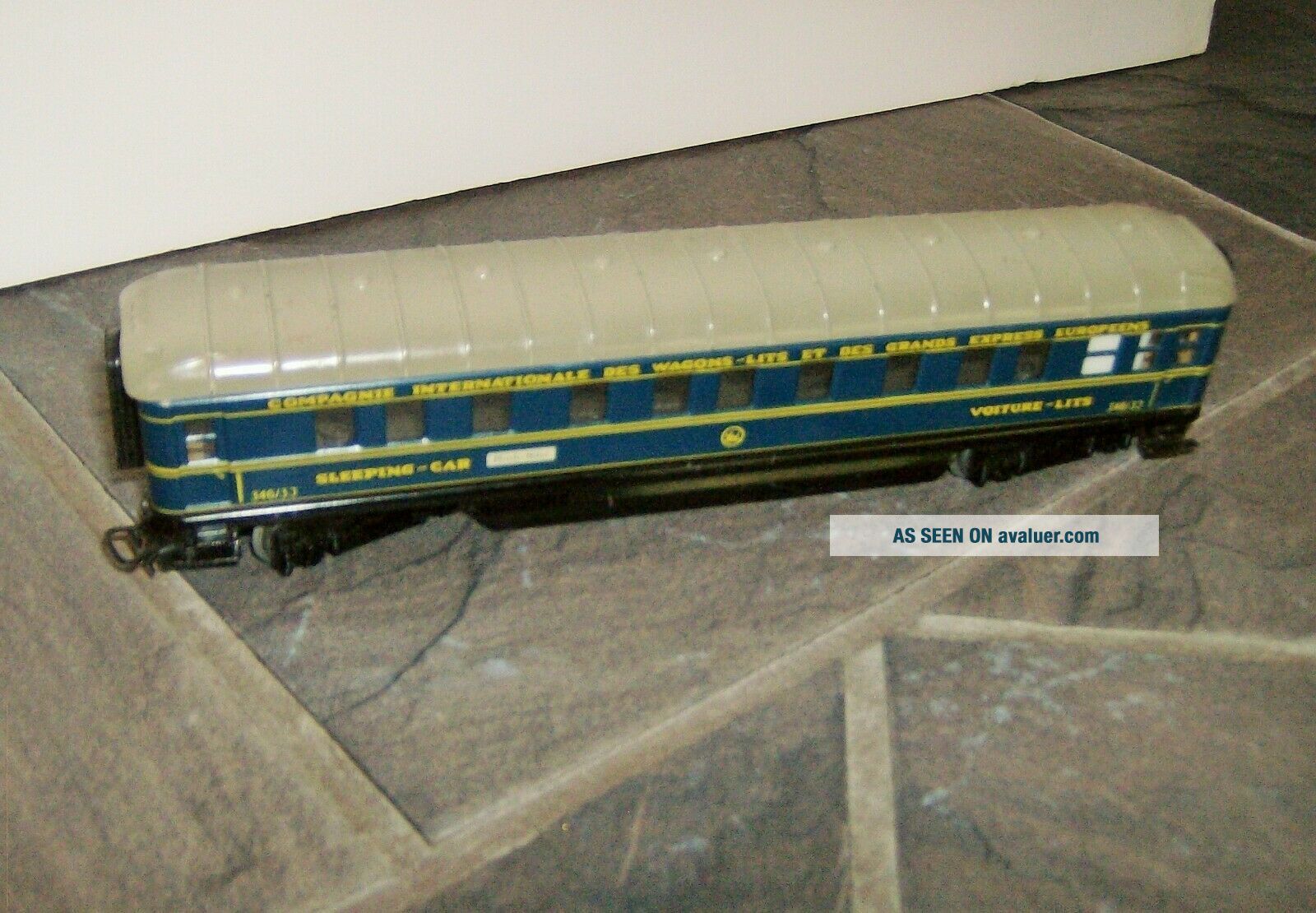 MARKLIN HO Scale ORIENT EXPRESS SLEEPING CAR CIWL 346/3J Metal | #9137744