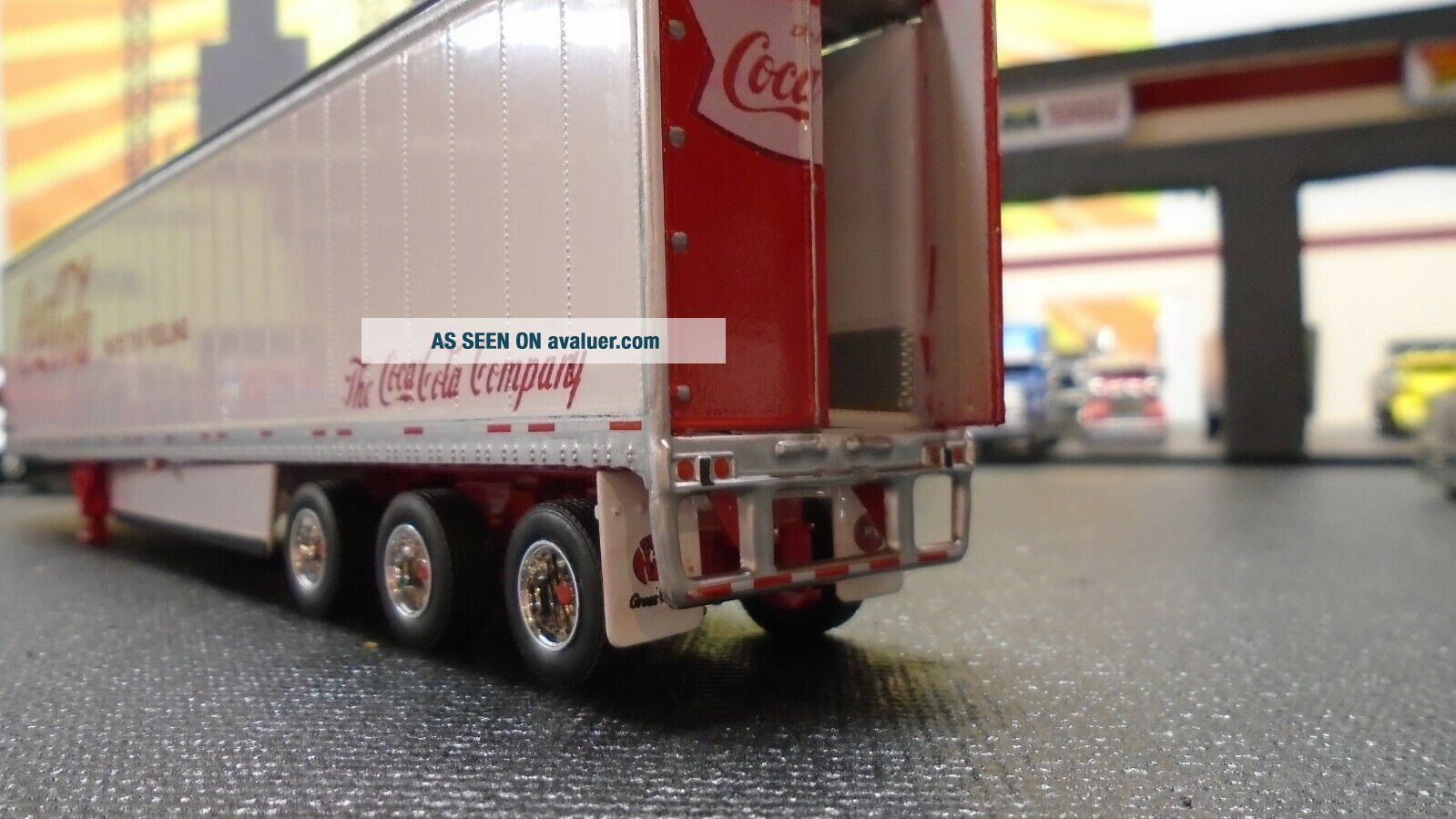 1/64 DIECAST FIRST GEAR DCP GREAT DANE TRI - AXLE REEFER COKE COLA ...
