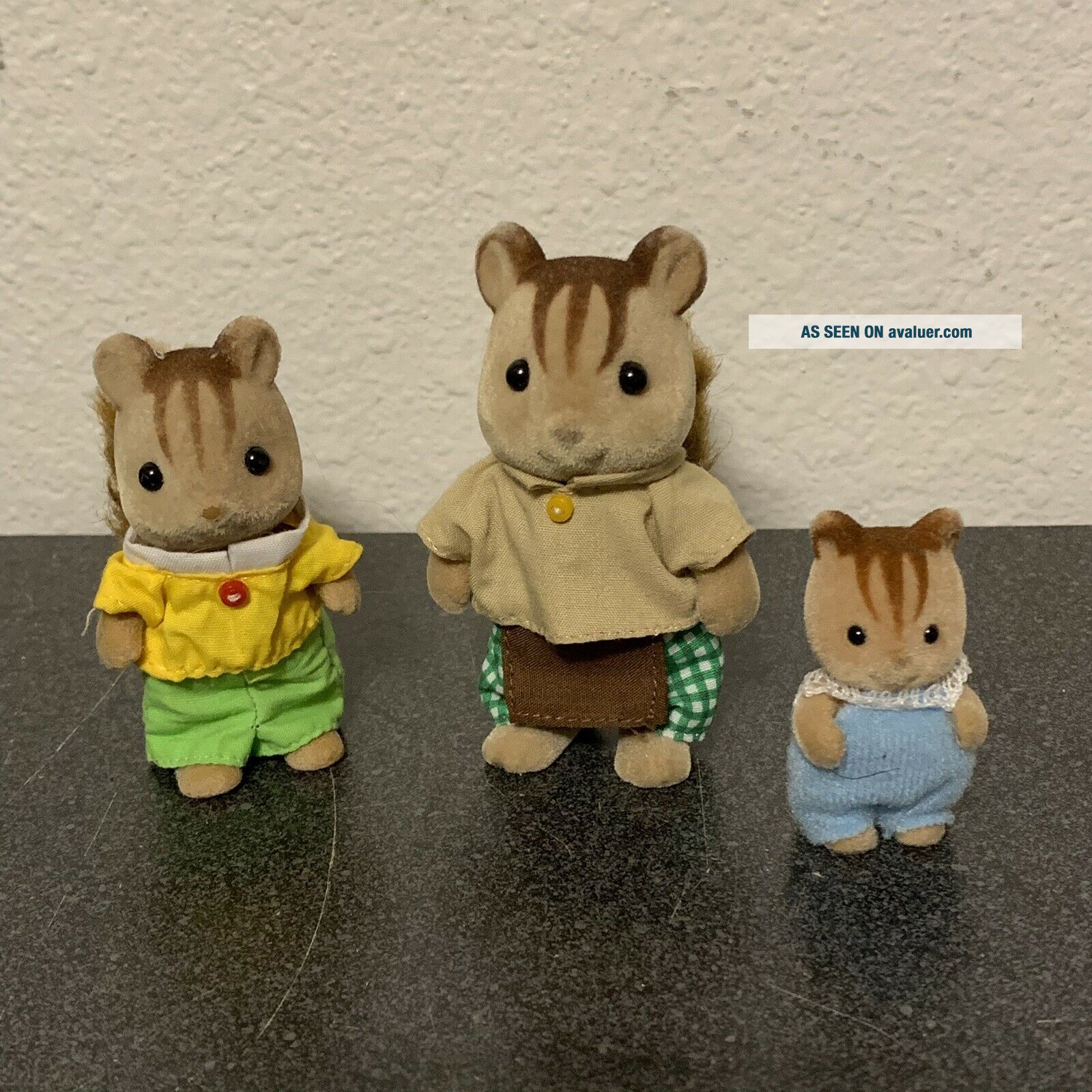 Epoch Sylvanian Calico Critters Hazelnut Chipmunk Family | #9170179