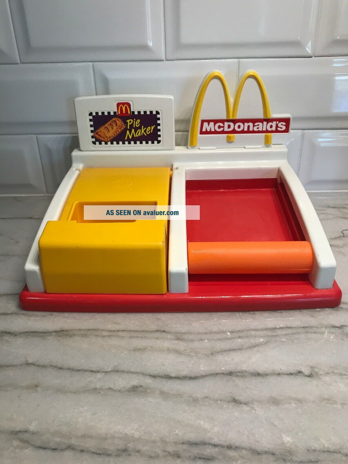 Vintage 1993 McDonalds Happy Meal Magic Pie Maker Mattel | #9154582