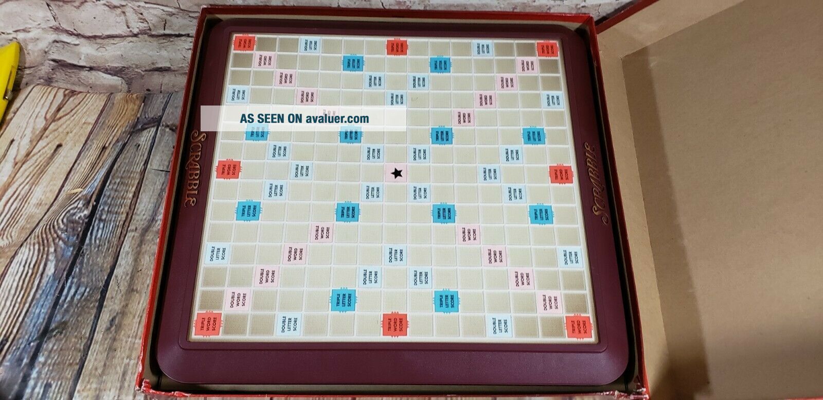 2001 Deluxe Edition SCRABBLE Turntable Crossword Game Board Game | #9152525