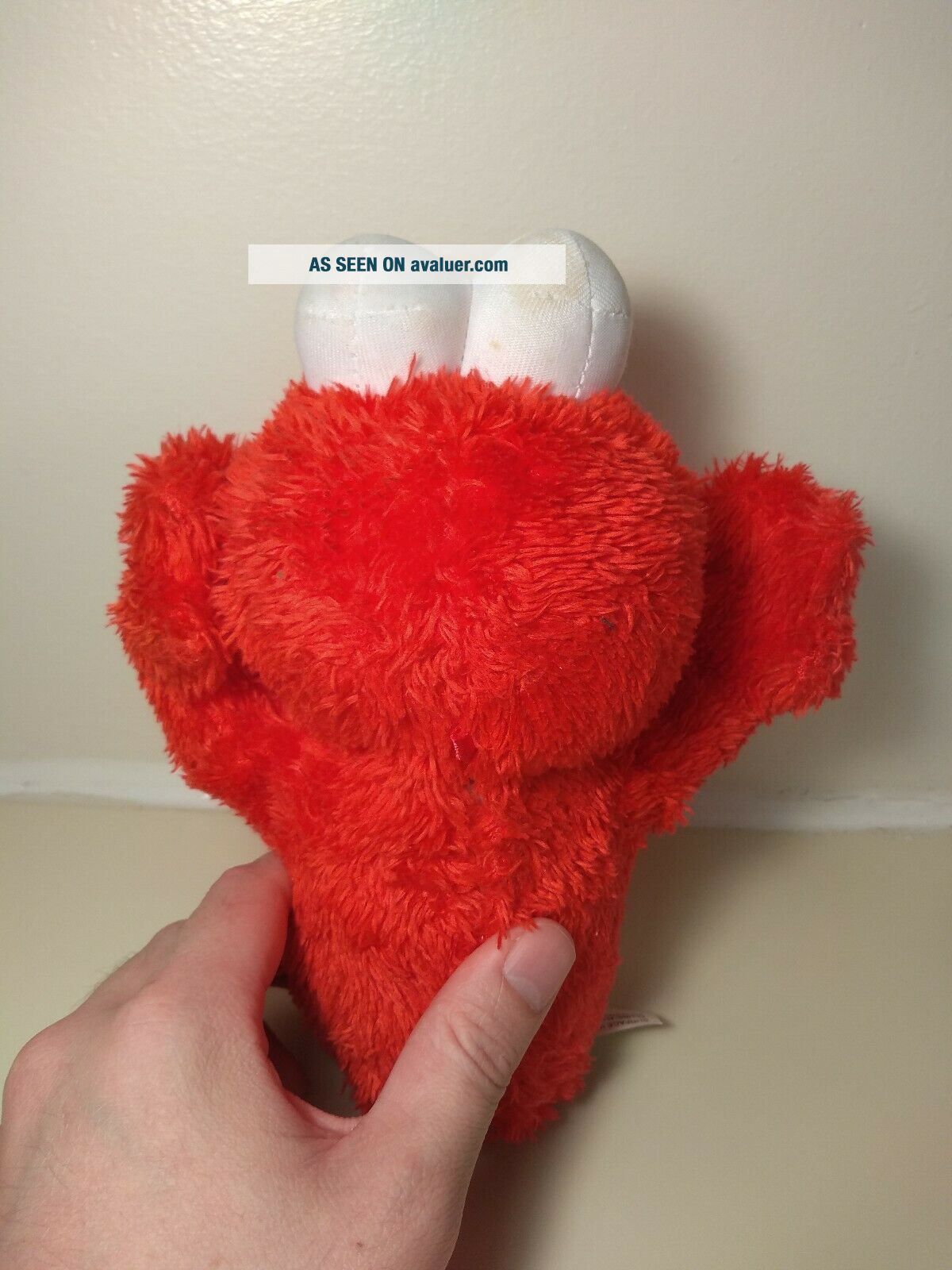 Sesame Street Sweet Kisses Elmo Plush Doll Stuffed Blows Kisses Talks ...