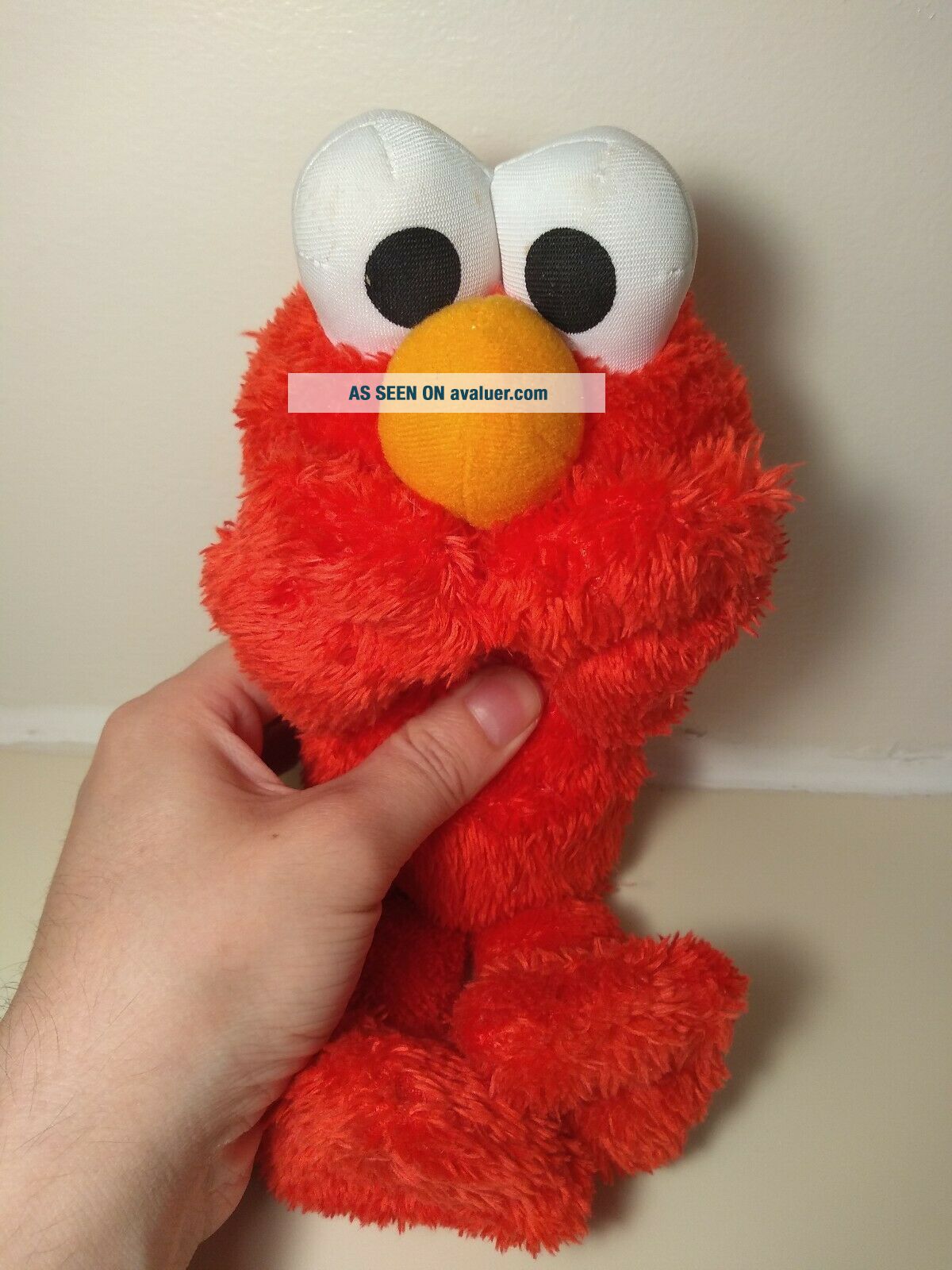 Sesame Street Sweet Kisses Elmo Plush Doll Stuffed Blows Kisses Talks ...