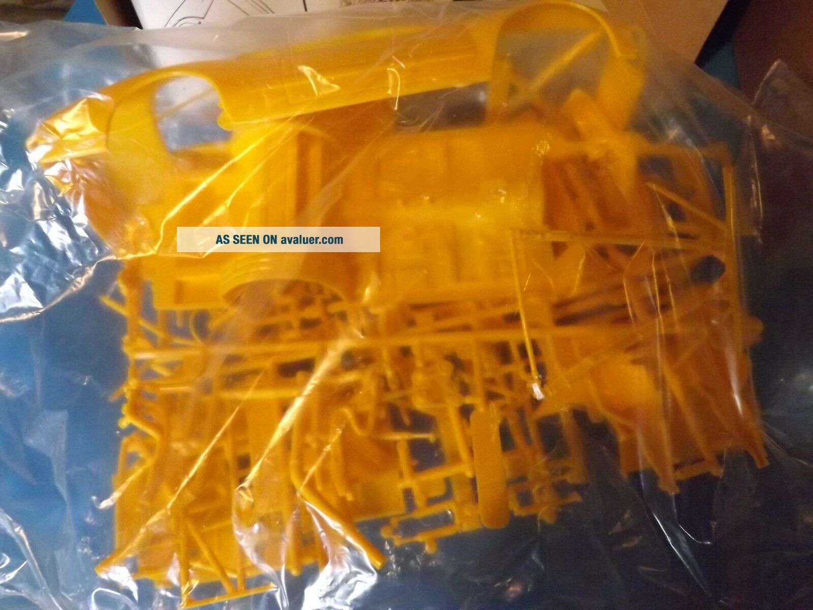 Monogram Wrangler Thunderbird Grand National Molded In Yellow 1:24 ...