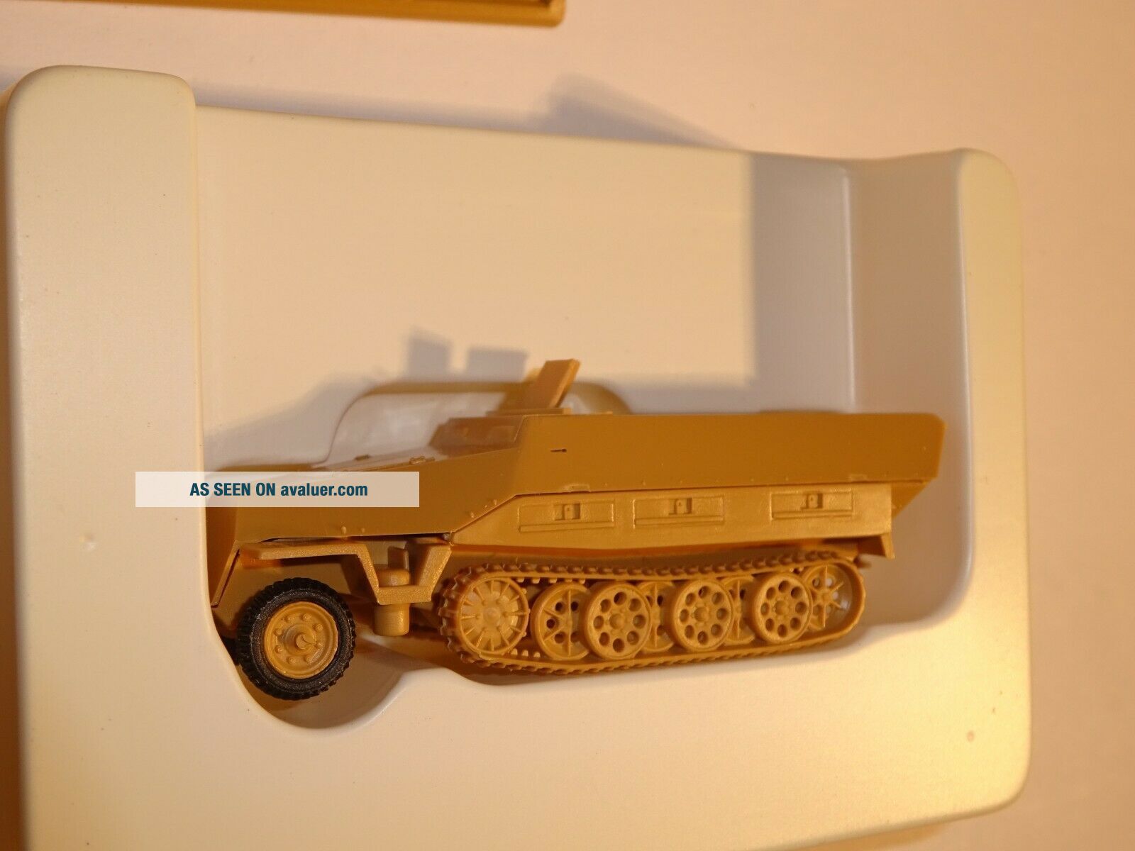 HO Scale SdKfz 251/1 German Half - Track Armored Rocket Launcher By ...