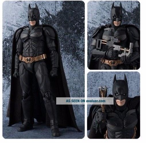 Bandai Tamashii Nations S. H. Figuarts Batman The Dark Knight Action ...