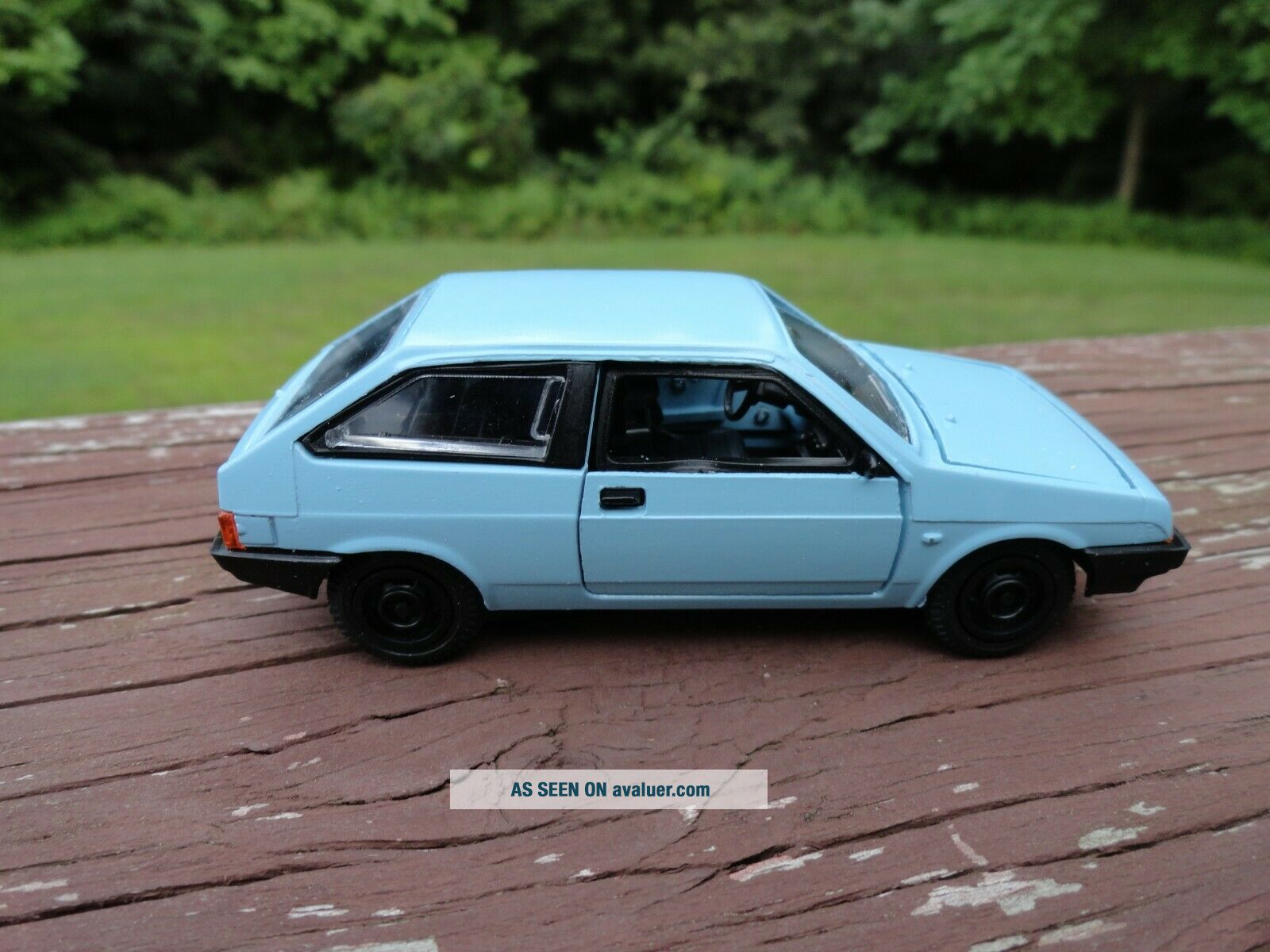 1:43 RUSSIAN USSR LADA VAZ - 2108/09 WITH BOX | #9403881