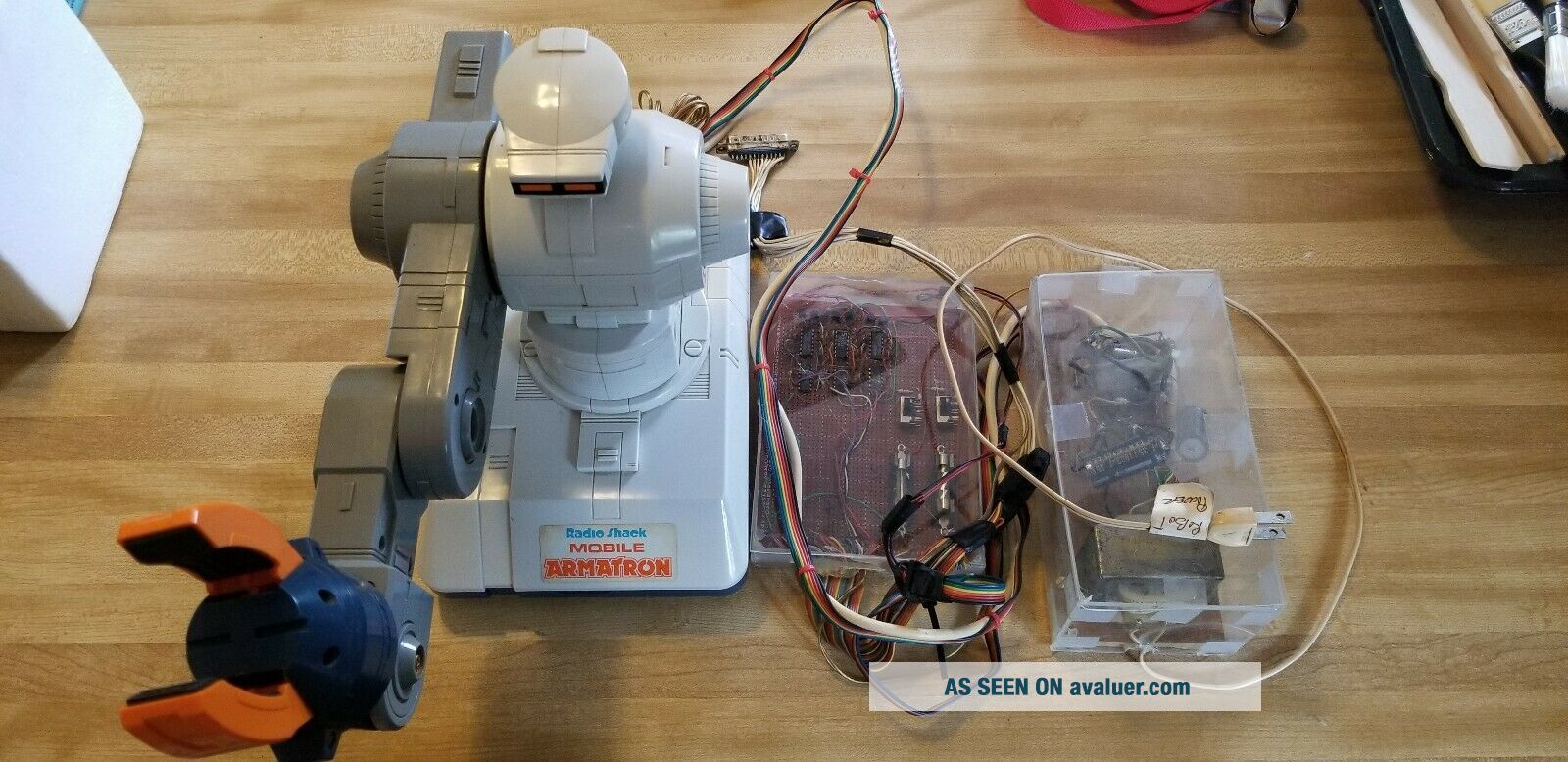Radio Shack Mobile Armatron Remote Controlled. | #9440011