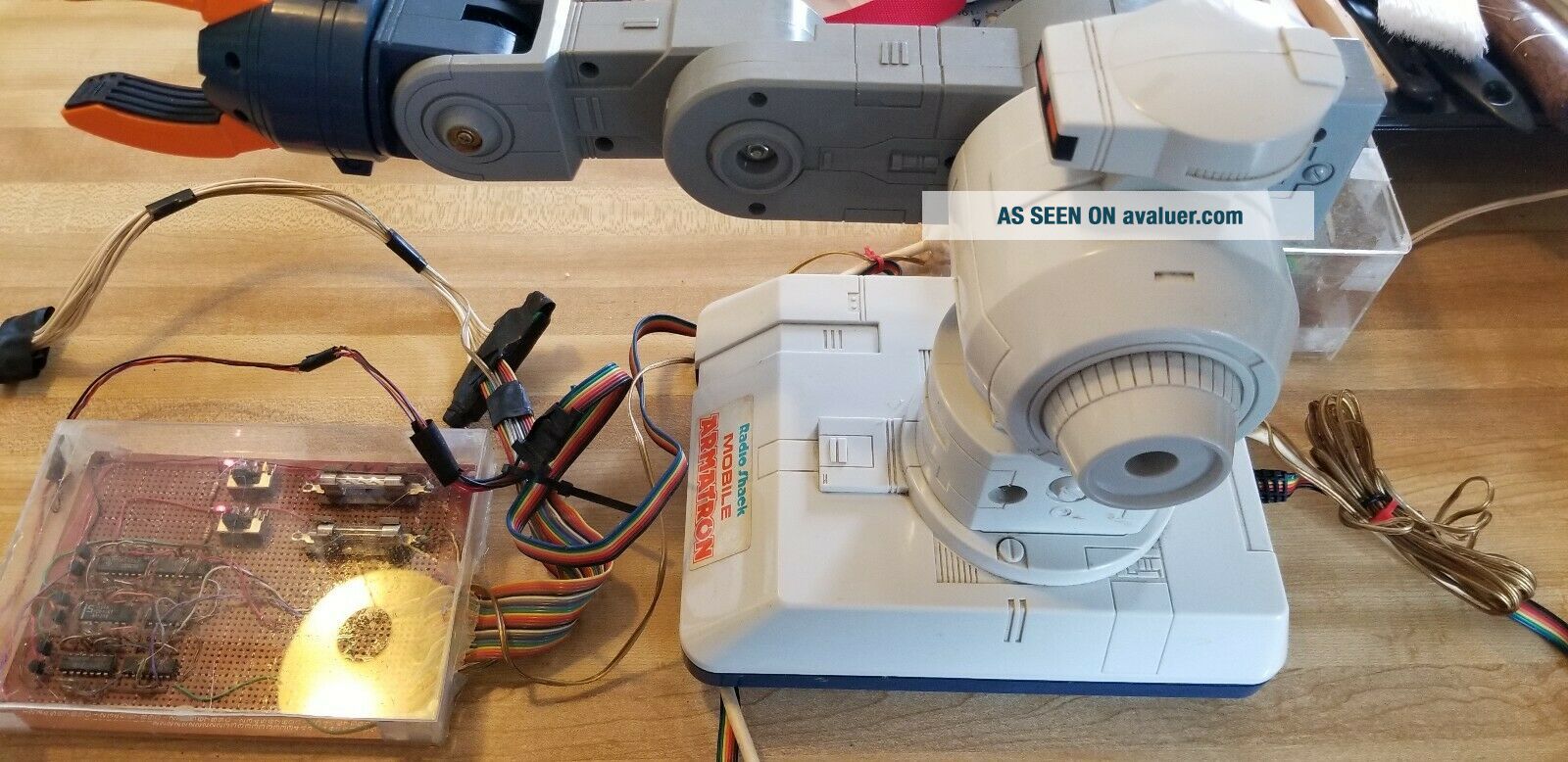 Radio Shack Mobile Armatron Remote Controlled. | #9440011