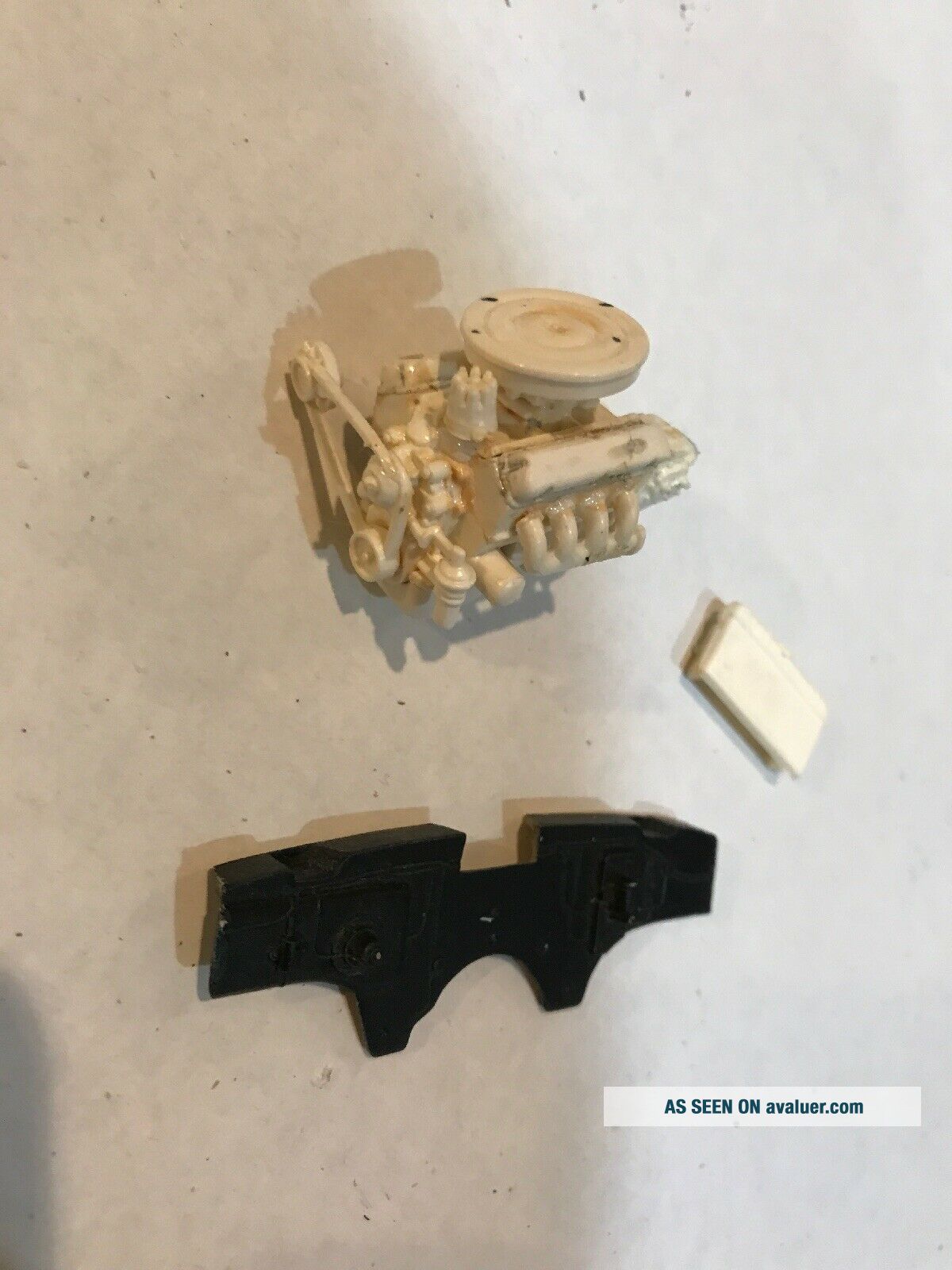 AMT 1964 FORD FALCON CONV ENGINE & PARTS CIRCA 1964 | #9473038