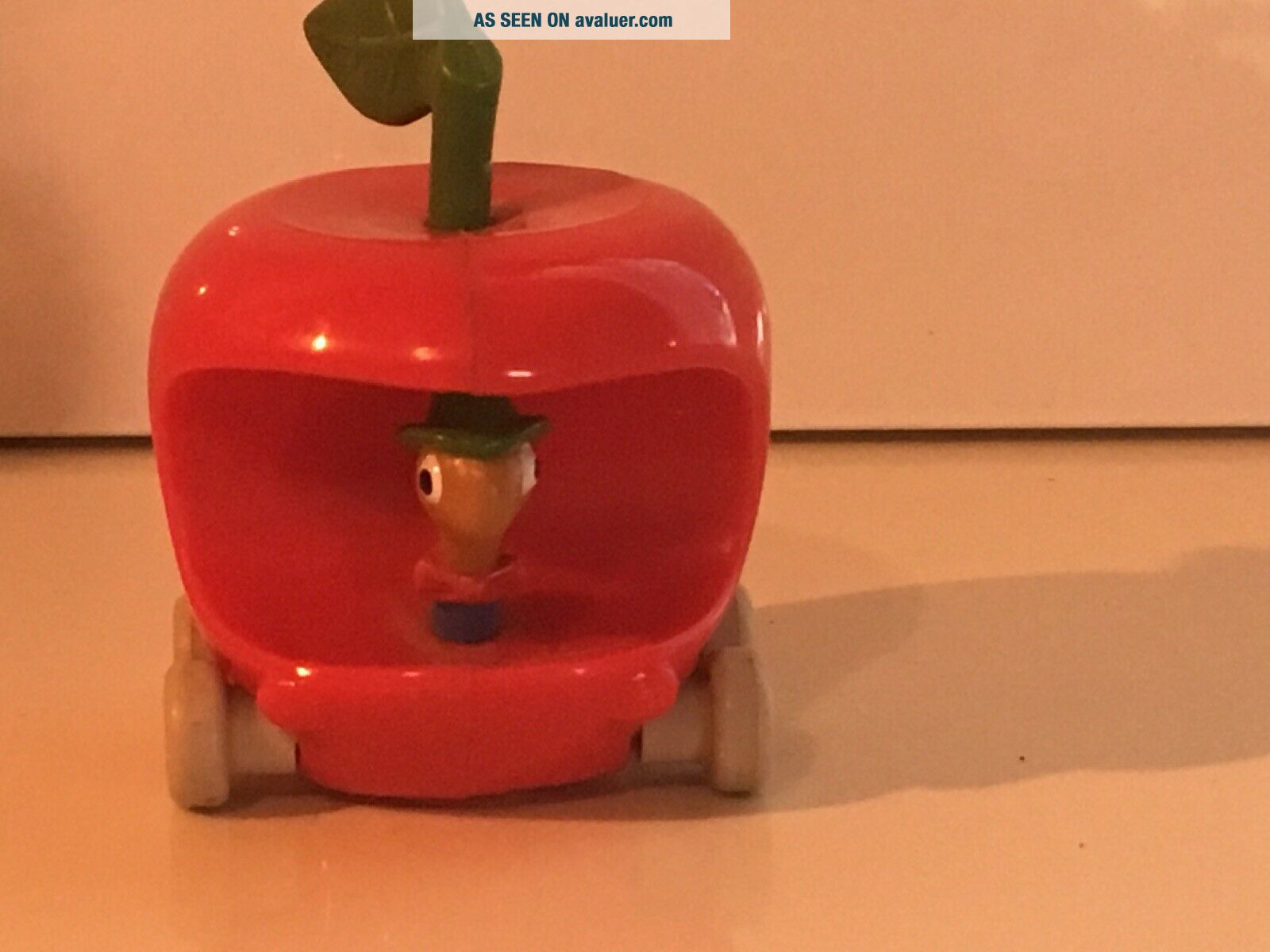 Busy World Of Richard Scary - Worm Driving An Apple Car - Toy | #9536004
