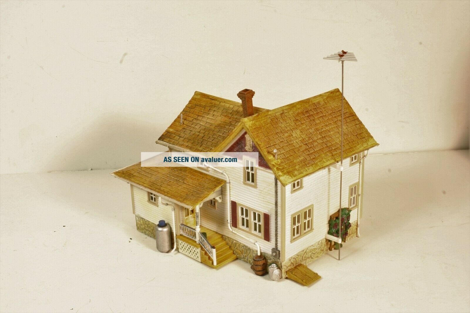HO Scale Very Nicely Detailed House Fully Built Building - Layout Ready ...