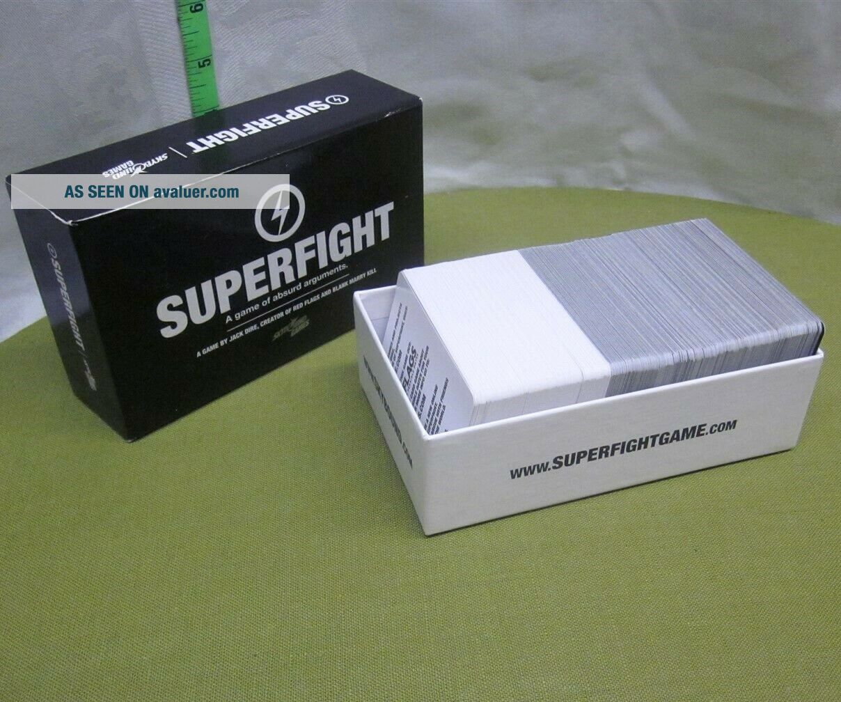 SUPERFIGHT Ridiculous Game Absurd Arguments Deluxe 500 Cards Skybound ...