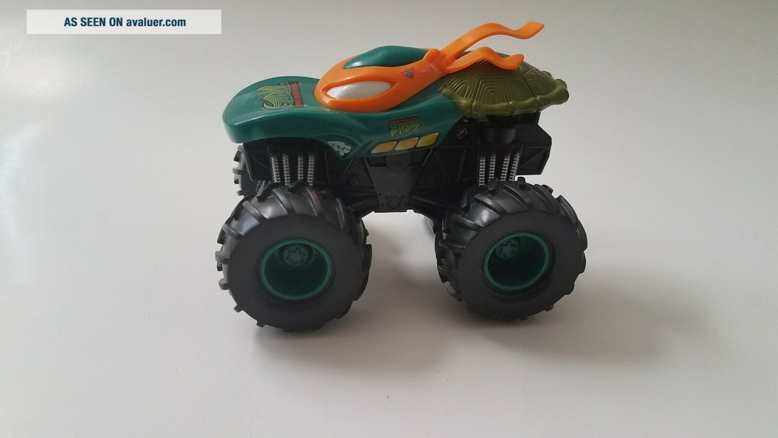 2010 Mattel And Hot Wheels TMNT Monster Jam Truck Michelangelo ...