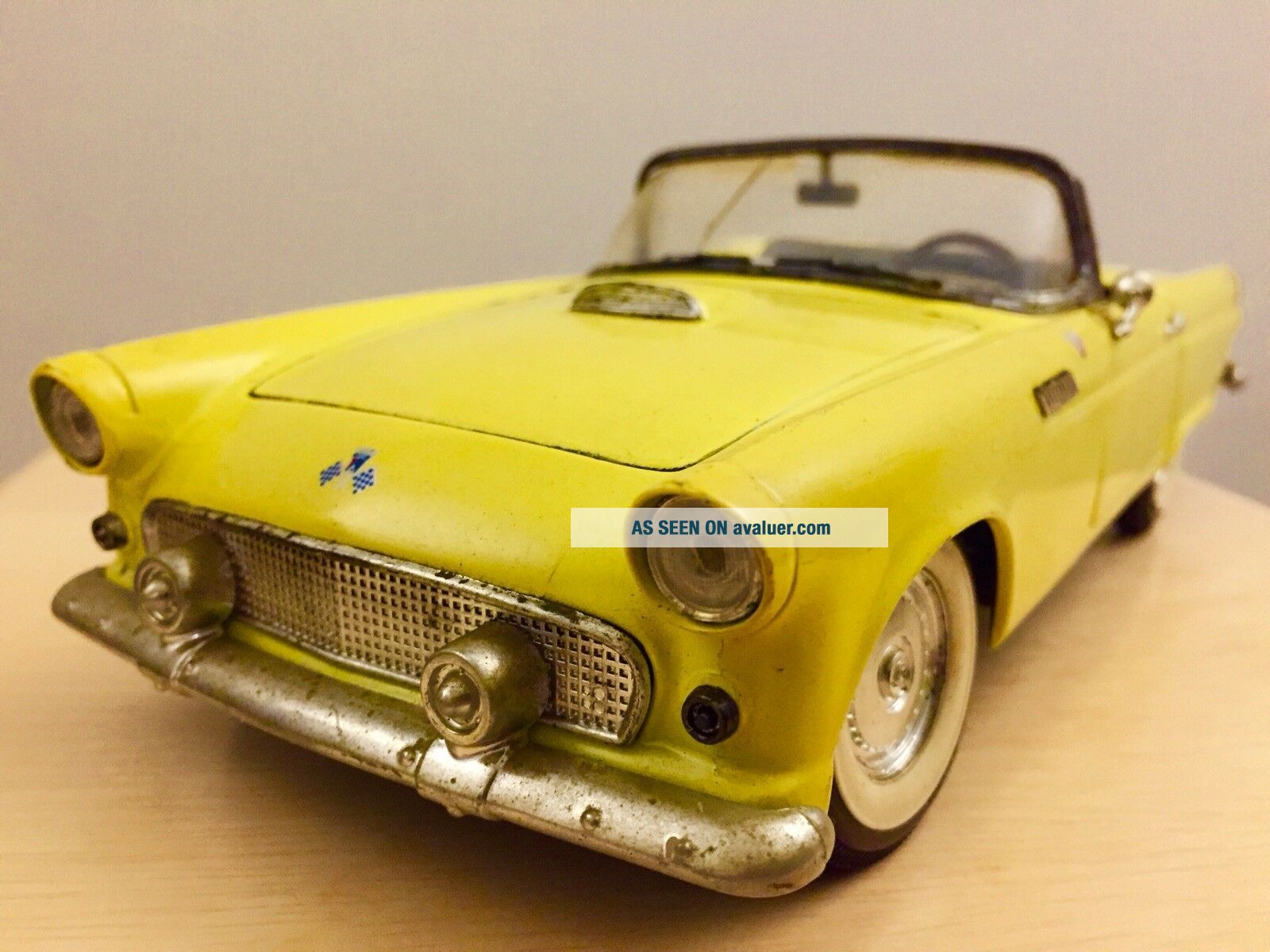 Road Tough 1955 Ford Thunderbird T - Bird 1/18 Scale Yellow Die Cast ...