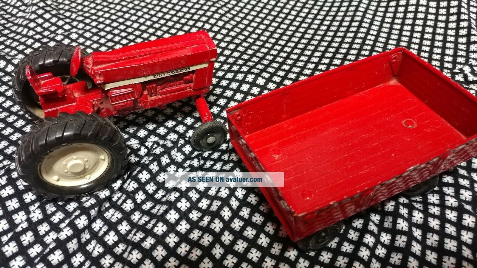 ERTL - Vintage Red International Tractor And Red Toy Trailer. | #9809401