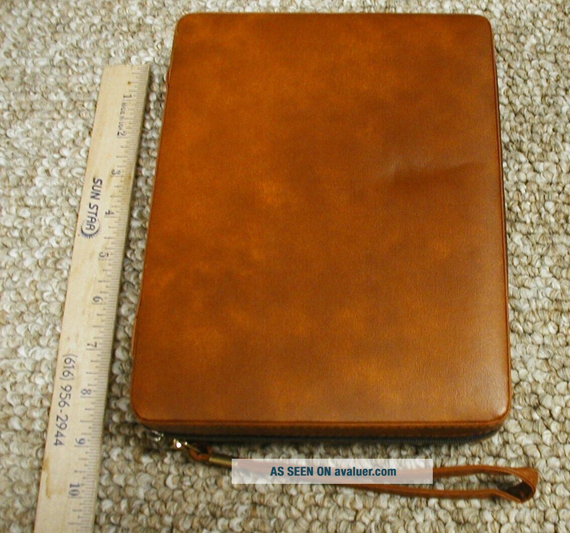 Skor - Mor Vintage Backgammon Travel Set In Brown Faux Leather Wristlet ...