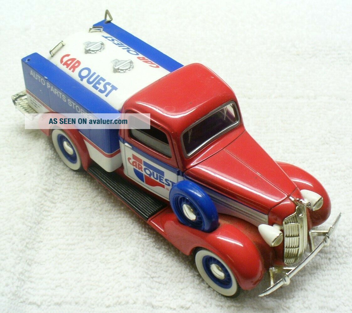 LIBERTY Classics 1/24 Diecast White/Red 1936 Dodge Truck - Car Quest ...