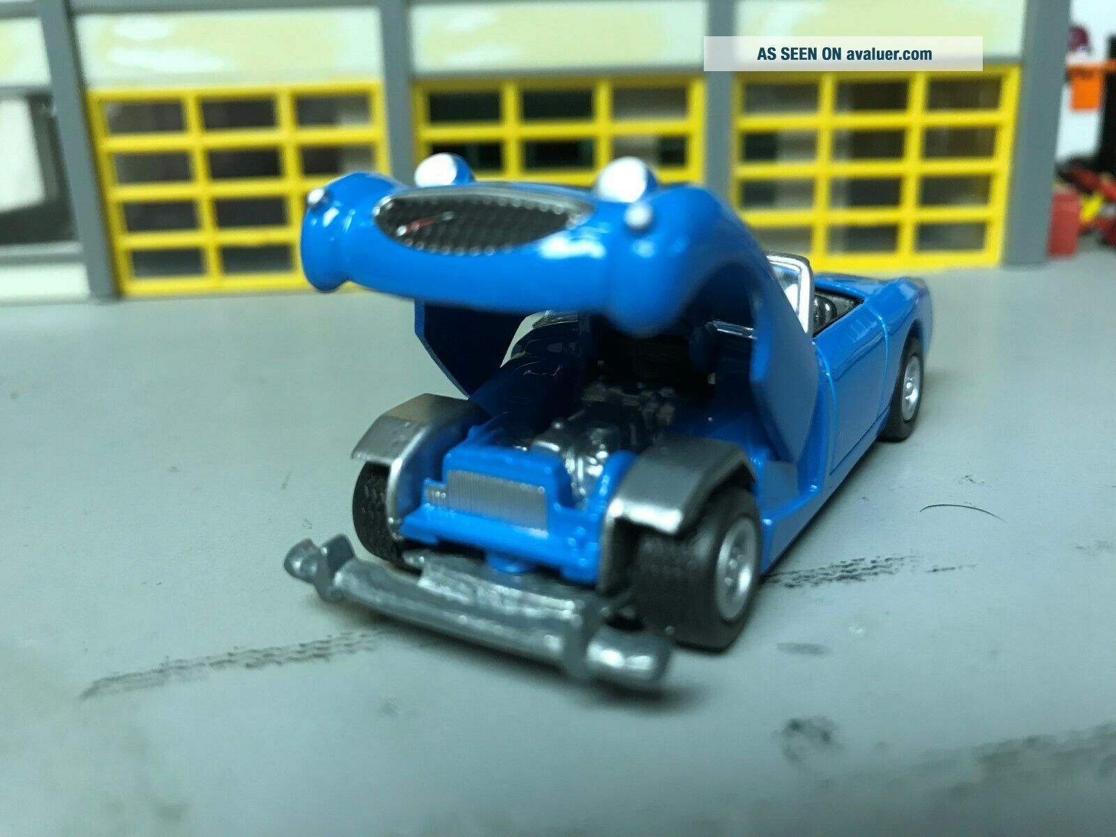 1/64 Austin - Healy Sprite In Blue With Black Int With Steel Wheels ...