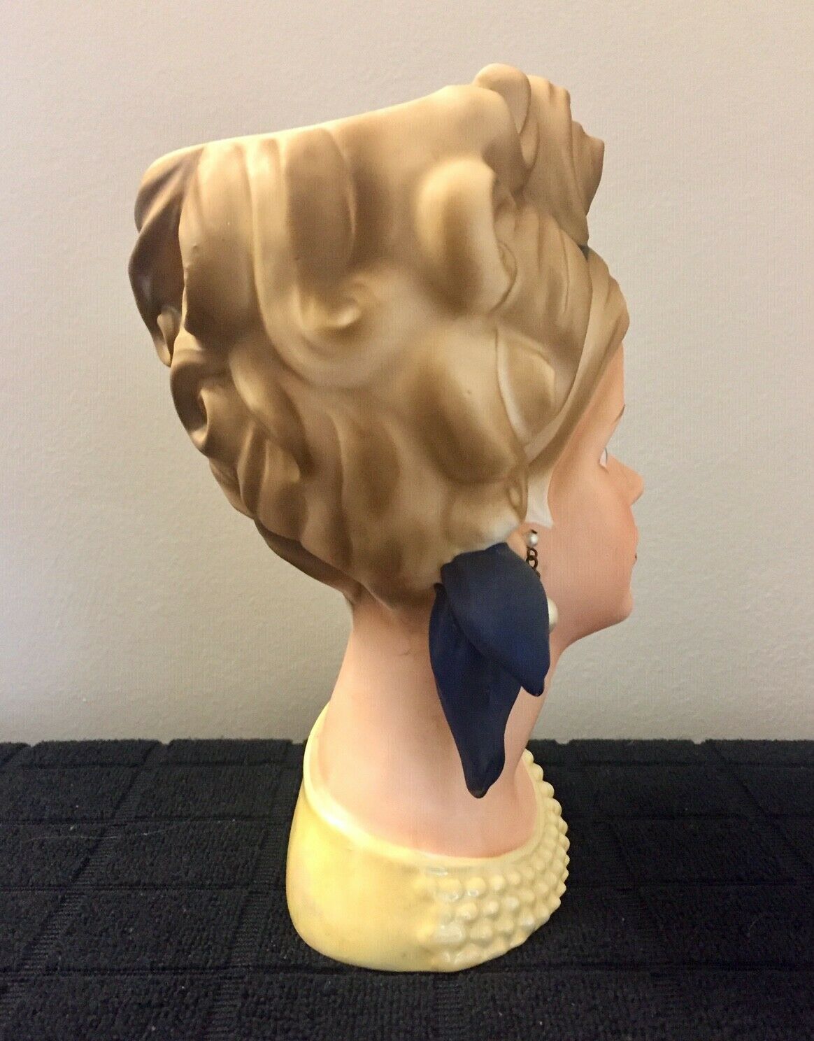 RELPO YELLOW BUBBLE DRESS VINTAGE LADY HEAD VASE | #22848422