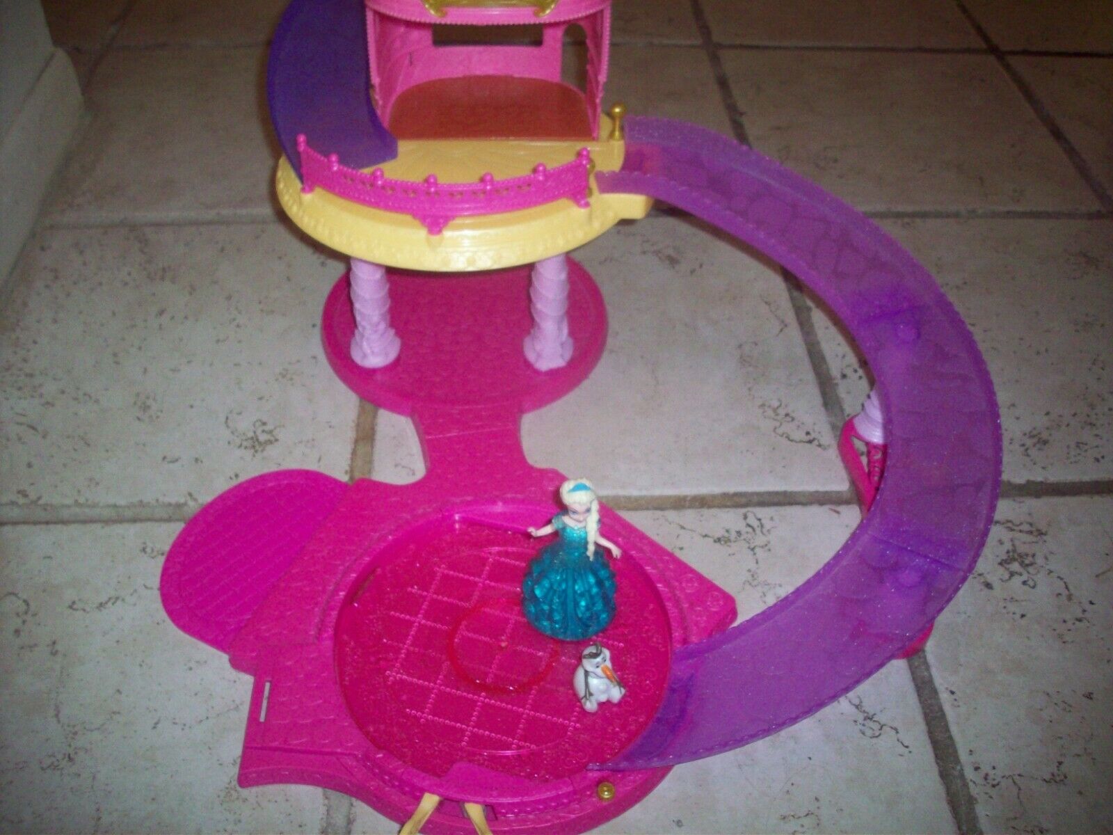 Polly Pocket Disney Princess Glitter Glider Castle With Elsa Doll ...